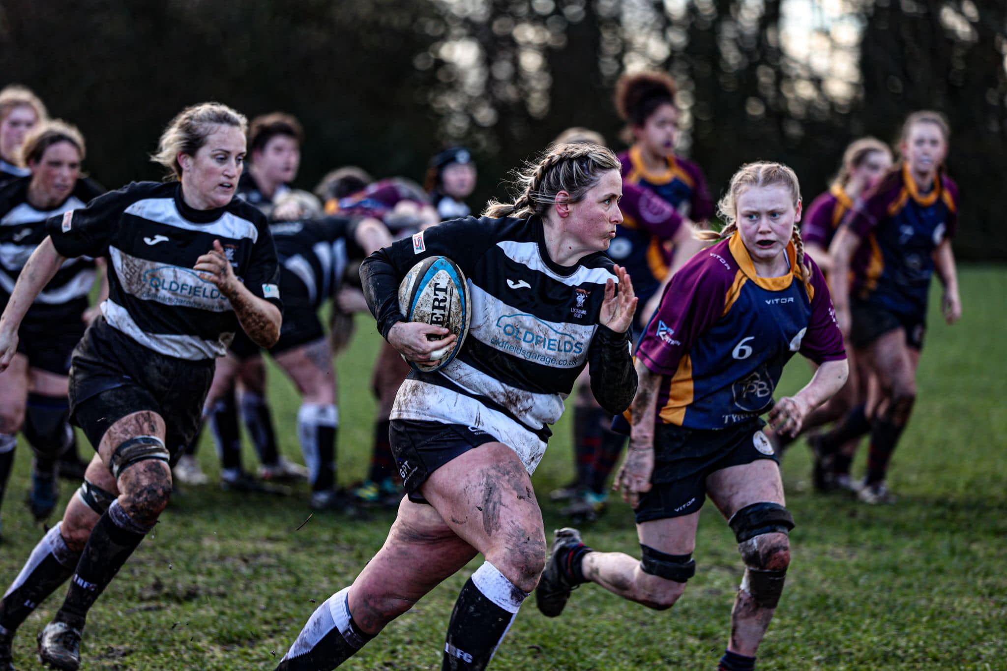 Oldfields Renews Vixens Sponsorship for 2024! - Oldfields Garage